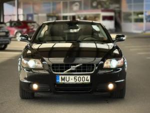 Melns Volvo C70 2008 Rīga, ar dzinēja tilpumu 2.40 L un nobraukumu 283 tūkst. km par 3800 €, foto 5 vietnē AUTOMOTO.COM.LV