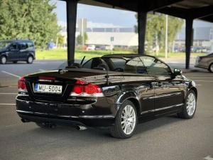 Melns Volvo C70 2008 Rīga, ar dzinēja tilpumu 2.40 L un nobraukumu 283 tūkst. km par 3800 €, foto 10 vietnē AUTOMOTO.COM.LV