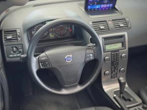 Melns Volvo C70 2008 Rīga, ar dzinēja tilpumu 2.40 L un nobraukumu 283 tūkst. km par 3800 €, foto 15 vietnē AUTOMOTO.COM.LV
