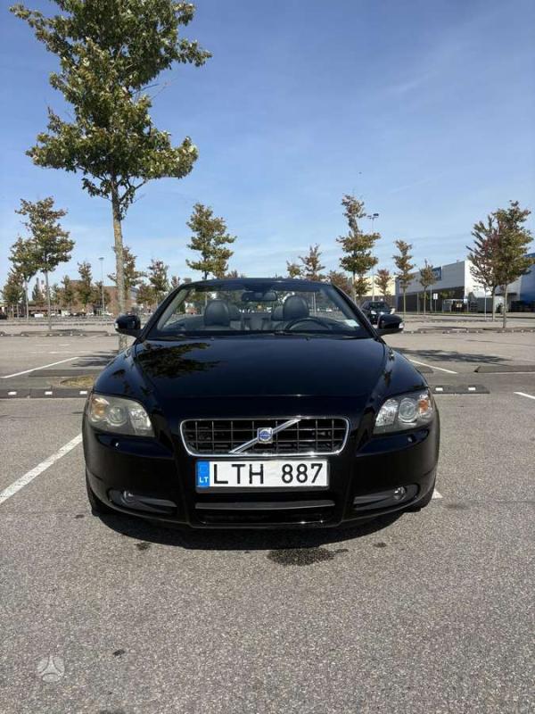Melns Volvo C70 2008 Klaipėda, ar dzinēja tilpumu 2.50 L un nobraukumu 190 tūkst. km par 4990 €, foto 7 vietnē AUTOMOTO.COM.LV