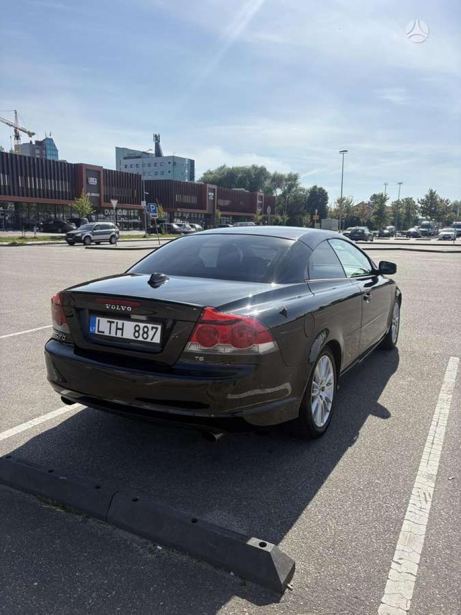 Melns Volvo C70 2008 Klaipėda, ar dzinēja tilpumu 2.50 L un nobraukumu 190 tūkst. km par 4990 €, foto 10 vietnē AUTOMOTO.COM.LV