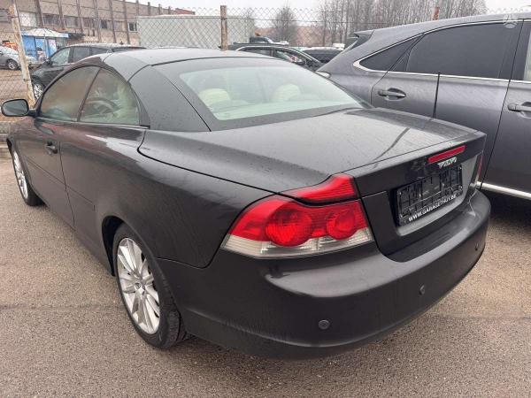 Black Volvo C70 2009 in Siauliai, with an engine capacity of 2.00 L and mileage of 250 thousand km for 2550 €, photo 10 on AUTOMOTO.COM.LV