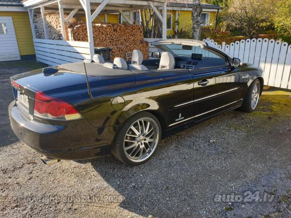 Black Volvo C70 2009 in Tallinn, with an engine capacity of 2.40 L and mileage of 202 thousand km for 11900 €, photo 2 on AUTOMOTO.COM.LV
