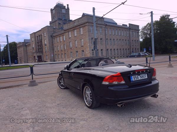 Black Volvo C70 2009 in Tallinn, with an engine capacity of 2.40 L and mileage of 202 thousand km for 11900 €, photo 9 on AUTOMOTO.COM.LV