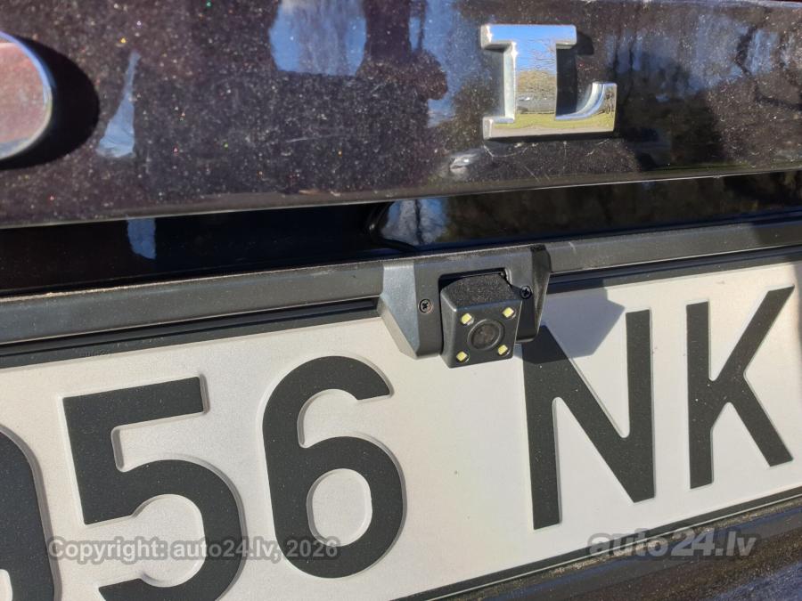 Black Volvo C70 2009 in Tallinn, with an engine capacity of 2.40 L and mileage of 202 thousand km for 11900 €, photo 18 on AUTOMOTO.COM.LV