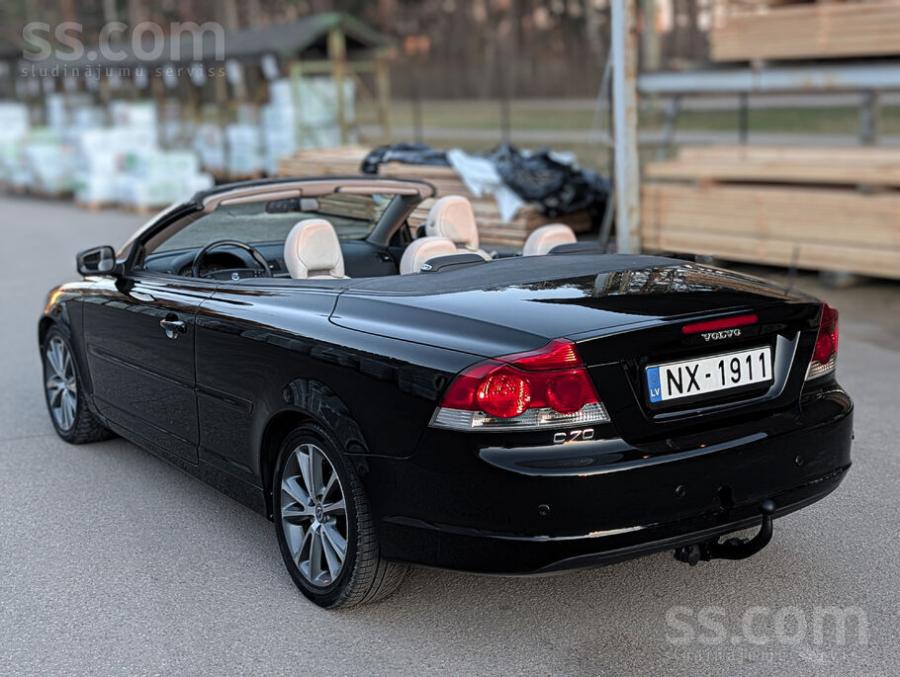 Black Volvo C70 2009 in Jurmala, with an engine capacity of 2.00 L and mileage of 0 thousand km for 4650 €, photo 9 on AUTOMOTO.COM.LV