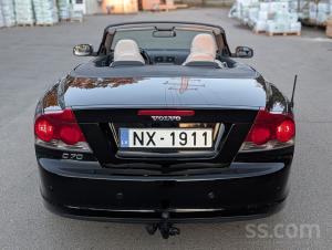 Black Volvo C70 2009 in Jurmala, with an engine capacity of 2.00 L and mileage of 0 thousand km for 4650 €, photo 11 on AUTOMOTO.COM.LV