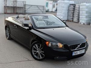 Black Volvo C70 2009 in Jurmala, with an engine capacity of 2.00 L and mileage of 0 thousand km for 4650 €, photo 12 on AUTOMOTO.COM.LV