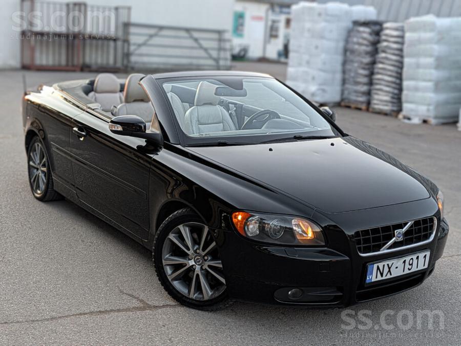 Black Volvo C70 2009 in Jurmala, with an engine capacity of 2.00 L and mileage of 0 thousand km for 4650 €, photo 12 on AUTOMOTO.COM.LV