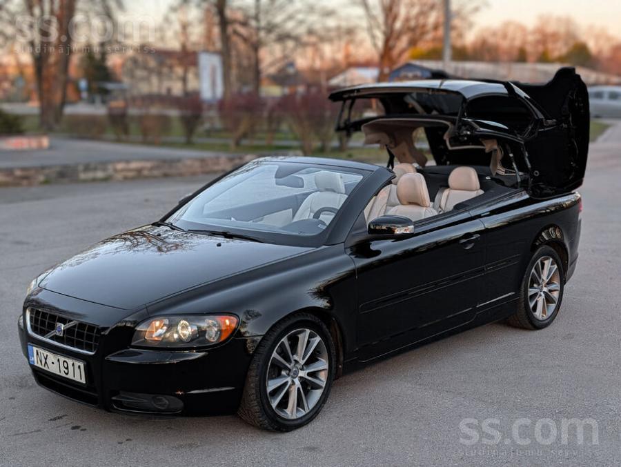 Black Volvo C70 2009 in Jurmala, with an engine capacity of 2.00 L and mileage of 0 thousand km for 4650 €, photo 16 on AUTOMOTO.COM.LV