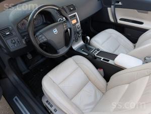 Black Volvo C70 2009 in Jurmala, with an engine capacity of 2.00 L and mileage of 0 thousand km for 4650 €, photo 19 on AUTOMOTO.COM.LV