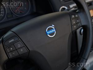 Black Volvo C70 2009 in Jurmala, with an engine capacity of 2.00 L and mileage of 0 thousand km for 4650 €, photo 27 on AUTOMOTO.COM.LV