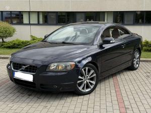 Black Volvo C70 2009 in Klaipeda, with an engine capacity of 2.52 L and mileage of 112 thousand km for 2950 €, photo 12 on AUTOMOTO.COM.LV