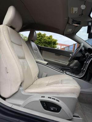 Black Volvo C70 2009 in Klaipeda, with an engine capacity of 2.52 L and mileage of 112 thousand km for 2950 €, photo 22 on AUTOMOTO.COM.LV