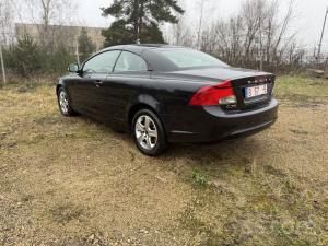 Black Volvo C70 2010 in Riga, with an engine capacity of 2.00 L and mileage of 238 thousand km for 5890 €, photo 5 on AUTOMOTO.COM.LV