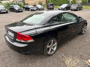 Black Volvo C70 2010 in Riga, with an engine capacity of 2.00 L and mileage of 0 thousand km for 5300 €, photo 3 on AUTOMOTO.COM.LV