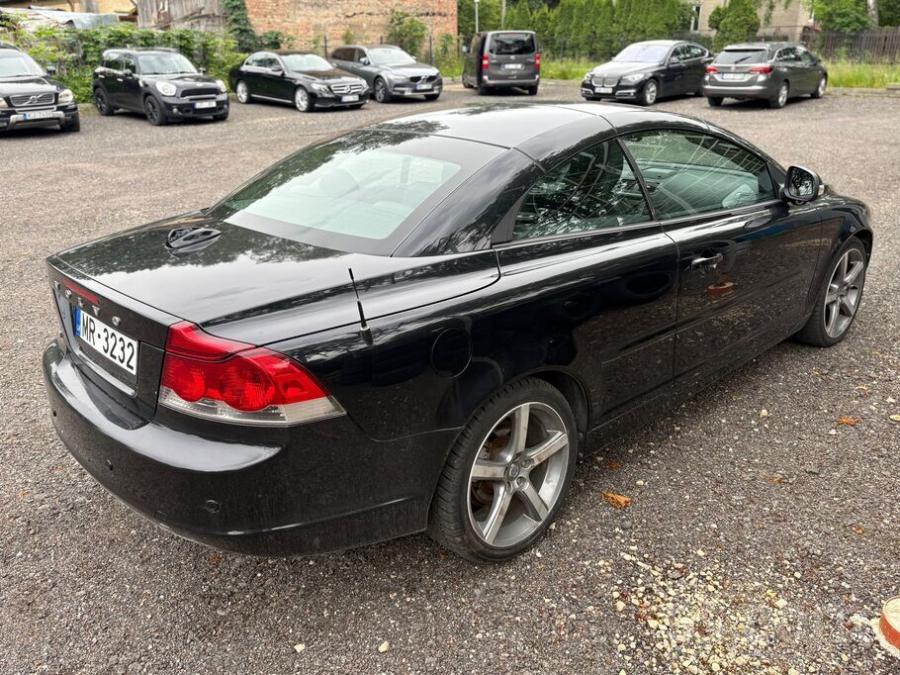Black Volvo C70 2010 in Riga, with an engine capacity of 2.00 L and mileage of 0 thousand km for 5300 €, photo 3 on AUTOMOTO.COM.LV