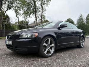 Black Volvo C70 2010 in Riga, with an engine capacity of 2.00 L and mileage of 0 thousand km for 5300 €, photo 4 on AUTOMOTO.COM.LV