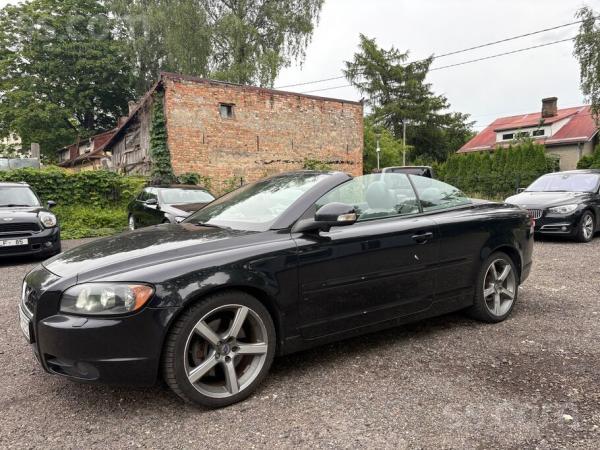 Melns Volvo C70 2010 Rīga, ar dzinēja tilpumu 2.00 L un nobraukumu 0 tūkst. km par 5300 €, foto 5 vietnē AUTOMOTO.COM.LV
