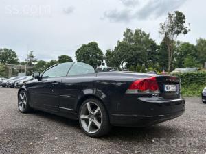 Black Volvo C70 2010 in Riga, with an engine capacity of 2.00 L and mileage of 0 thousand km for 5300 €, photo 10 on AUTOMOTO.COM.LV