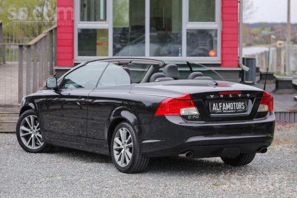 Melns Volvo C70 2010 Rīga, ar dzinēja tilpumu 2.40 L un nobraukumu 0 tūkst. km par 8990 €, foto 7 vietnē AUTOMOTO.COM.LV