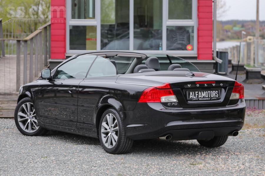 Melns Volvo C70 2010 Rīga, ar dzinēja tilpumu 2.40 L un nobraukumu 272 tūkst. km par 7990 €, foto 8 vietnē AUTOMOTO.COM.LV