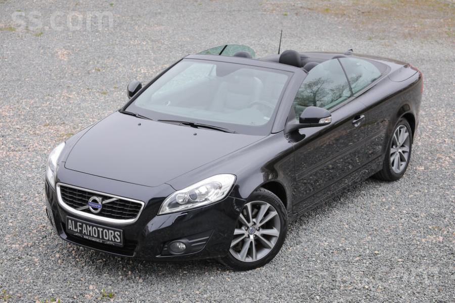 Melns Volvo C70 2010 Rīga, ar dzinēja tilpumu 2.40 L un nobraukumu 272 tūkst. km par 7990 €, foto 9 vietnē AUTOMOTO.COM.LV