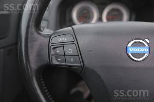 Melns Volvo C70 2010 Rīga, ar dzinēja tilpumu 2.40 L un nobraukumu 272 tūkst. km par 7990 €, foto 16 vietnē AUTOMOTO.COM.LV