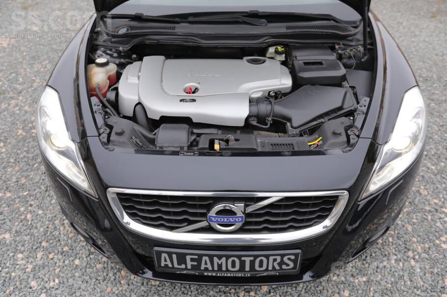 Melns Volvo C70 2010 Rīga, ar dzinēja tilpumu 2.40 L un nobraukumu 272 tūkst. km par 7990 €, foto 23 vietnē AUTOMOTO.COM.LV