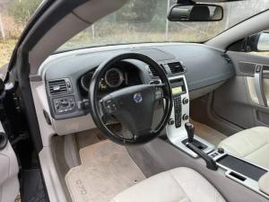 Melns Volvo C70 2010 Rīga, ar dzinēja tilpumu 2.00 L un nobraukumu 238 tūkst. km par 3500 €, foto 8 vietnē AUTOMOTO.COM.LV