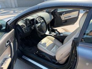 Black Volvo C70 2010 in Vilnius, with an engine capacity of 1.98 L and mileage of 260 thousand km for 4200 €, photo 9 on AUTOMOTO.COM.LV