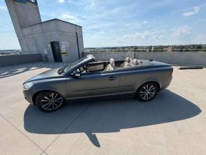 Black Volvo C70 2010 in Vilnius, with an engine capacity of 1.98 L and mileage of 260 thousand km for 4200 €, photo 21 on AUTOMOTO.COM.LV