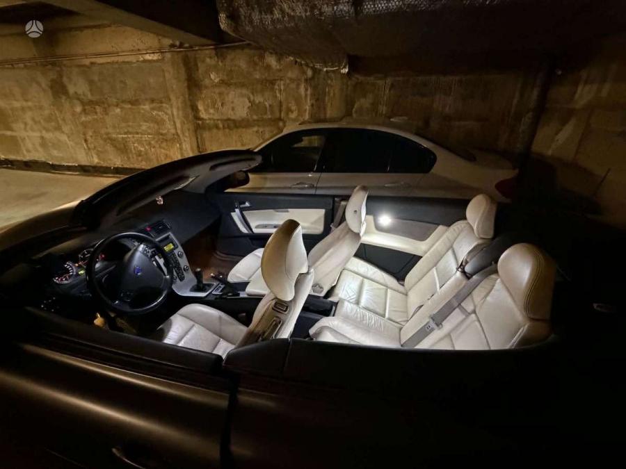 Black Volvo C70 2010 in Vilnius, with an engine capacity of 1.98 L and mileage of 260 thousand km for 4200 €, photo 25 on AUTOMOTO.COM.LV