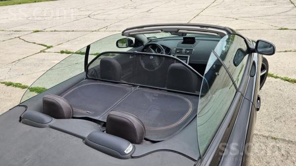 Melns Volvo C70 2011 Rīga, ar dzinēja tilpumu 2.00 L un nobraukumu 216 tūkst. km par 8490 €, foto 6 vietnē AUTOMOTO.COM.LV
