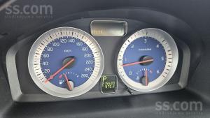 Black Volvo C70 2011 in Riga, with an engine capacity of 2.00 L and mileage of 216 thousand km for 8490 €, photo 11 on AUTOMOTO.COM.LV