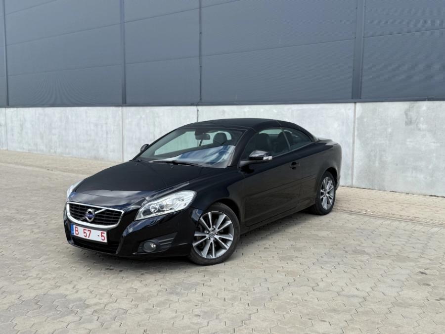 Black Volvo C70 2011 in Riga, with an engine capacity of 2.00 L and mileage of 269 thousand km for 7290 €, photo 3 on AUTOMOTO.COM.LV