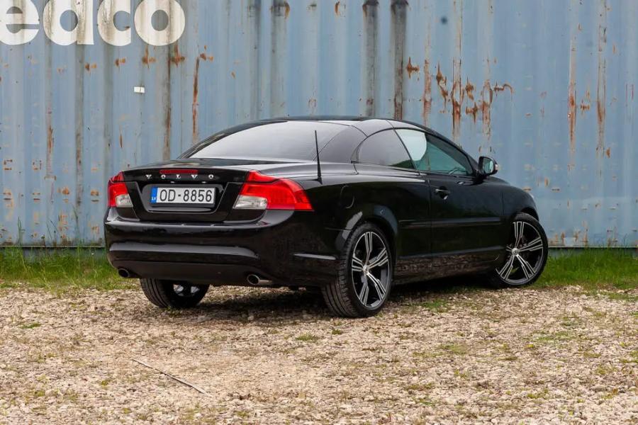 Melns Volvo C70 2011 Rīga, ar dzinēja tilpumu 2.00 L un nobraukumu 264 tūkst. km par 8995 €, foto 8 vietnē AUTOMOTO.COM.LV