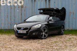 Melns Volvo C70 2011 Rīga, ar dzinēja tilpumu 2.00 L un nobraukumu 264 tūkst. km par 8995 €, foto 21 vietnē AUTOMOTO.COM.LV