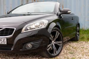 Melns Volvo C70 2011 Rīga, ar dzinēja tilpumu 2.00 L un nobraukumu 264 tūkst. km par 8995 €, foto 36 vietnē AUTOMOTO.COM.LV
