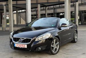 Melns Volvo C70 2011 Raseiniai, ar dzinēja tilpumu 1.98 L un nobraukumu 255 tūkst. km par 6550 €, foto  vietnē AUTOMOTO.COM.LV