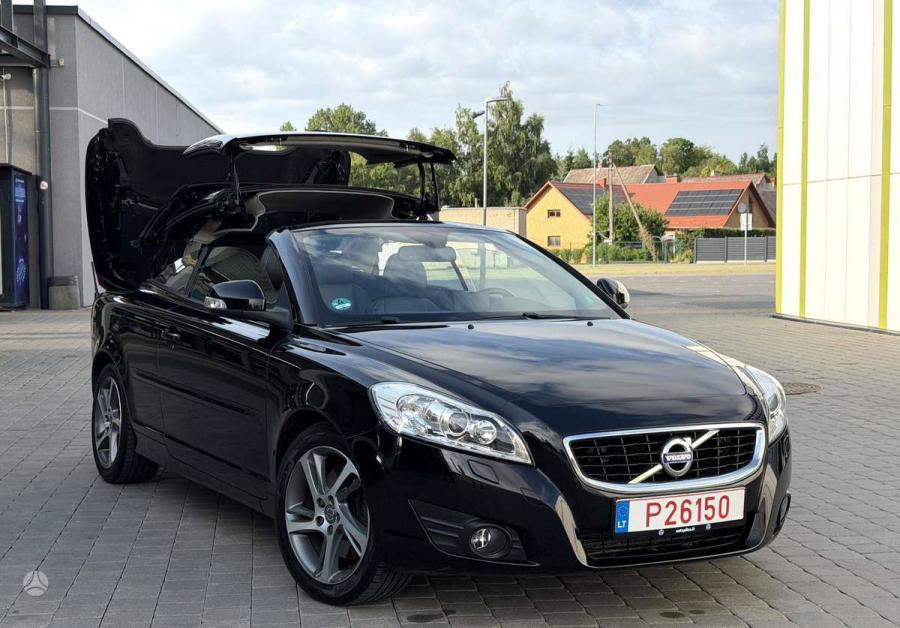 Melns Volvo C70 2011 Raseiniai, ar dzinēja tilpumu 1.98 L un nobraukumu 255 tūkst. km par 6550 €, foto 6 vietnē AUTOMOTO.COM.LV