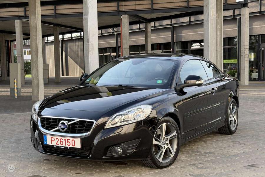 Melns Volvo C70 2011 Raseiniai, ar dzinēja tilpumu 1.98 L un nobraukumu 255 tūkst. km par 6550 €, foto 7 vietnē AUTOMOTO.COM.LV