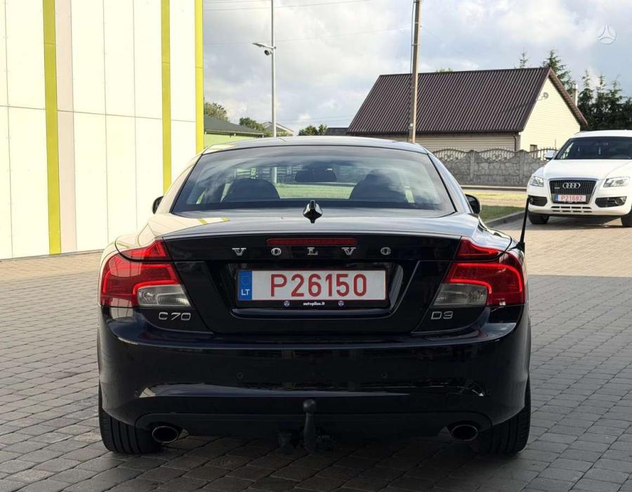 Melns Volvo C70 2011 Raseiniai, ar dzinēja tilpumu 1.98 L un nobraukumu 255 tūkst. km par 6550 €, foto 11 vietnē AUTOMOTO.COM.LV