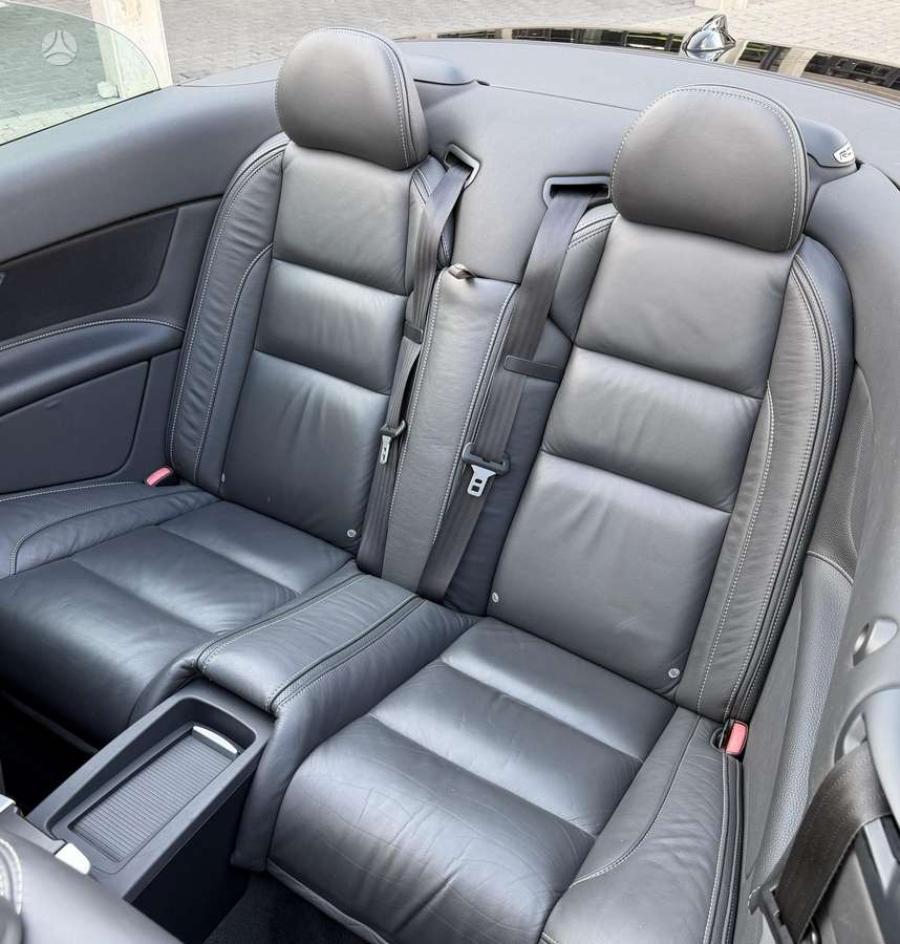 Melns Volvo C70 2011 Raseiniai, ar dzinēja tilpumu 1.98 L un nobraukumu 255 tūkst. km par 6550 €, foto 22 vietnē AUTOMOTO.COM.LV