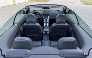 Melns Volvo C70 2011 Raseiniai, ar dzinēja tilpumu 1.98 L un nobraukumu 255 tūkst. km par 6550 €, foto 25 vietnē AUTOMOTO.COM.LV