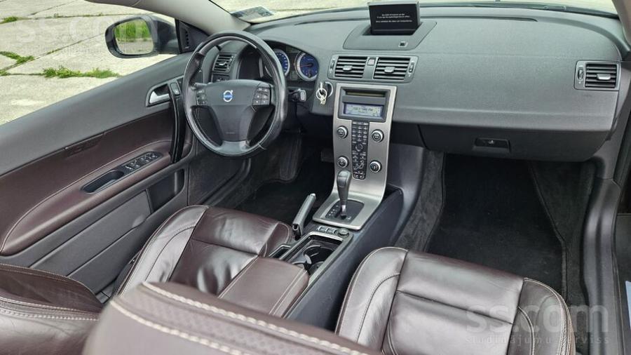 Melns Volvo C70 2011 Rīga, ar dzinēja tilpumu 2.00 L un nobraukumu 0 tūkst. km par 7500 €, foto 8 vietnē AUTOMOTO.COM.LV