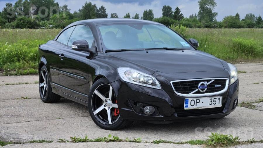 Melns Volvo C70 2011 Rīga, ar dzinēja tilpumu 2.00 L un nobraukumu 0 tūkst. km par 7500 €, foto 14 vietnē AUTOMOTO.COM.LV