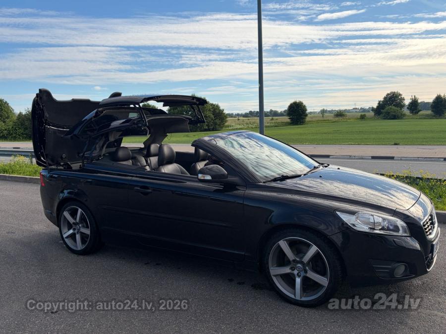 Black Volvo C70 2011 in Narva, with an engine capacity of 2.00 L and mileage of 230 thousand km for 8500 €, photo 1 on AUTOMOTO.COM.LV