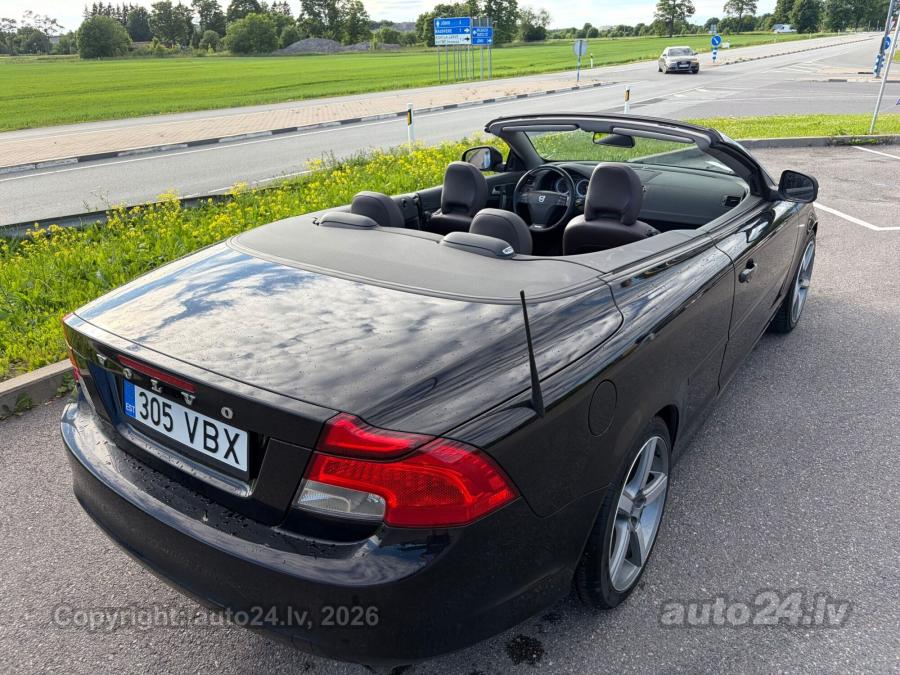 Black Volvo C70 2011 in Narva, with an engine capacity of 2.00 L and mileage of 230 thousand km for 8500 €, photo 9 on AUTOMOTO.COM.LV