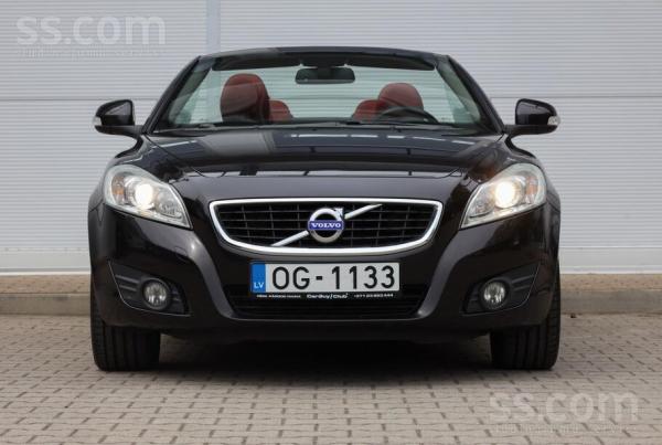 Melns Volvo C70 2012 Rīga, ar dzinēja tilpumu 2.00 L un nobraukumu 0 tūkst. km par 6995 €, foto 3 vietnē AUTOMOTO.COM.LV